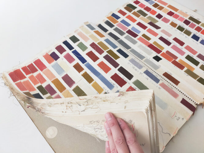 COLOR SAMPLE BOOK OF DYEHOUSE | t a t a m i | Contemporary Antiques ...