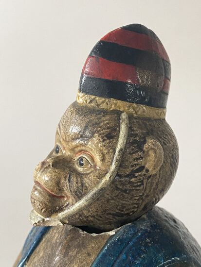 MONKEY BOBBLEHEAD HAVING PEACH | t a t a m i | Contemporary Antiques ...